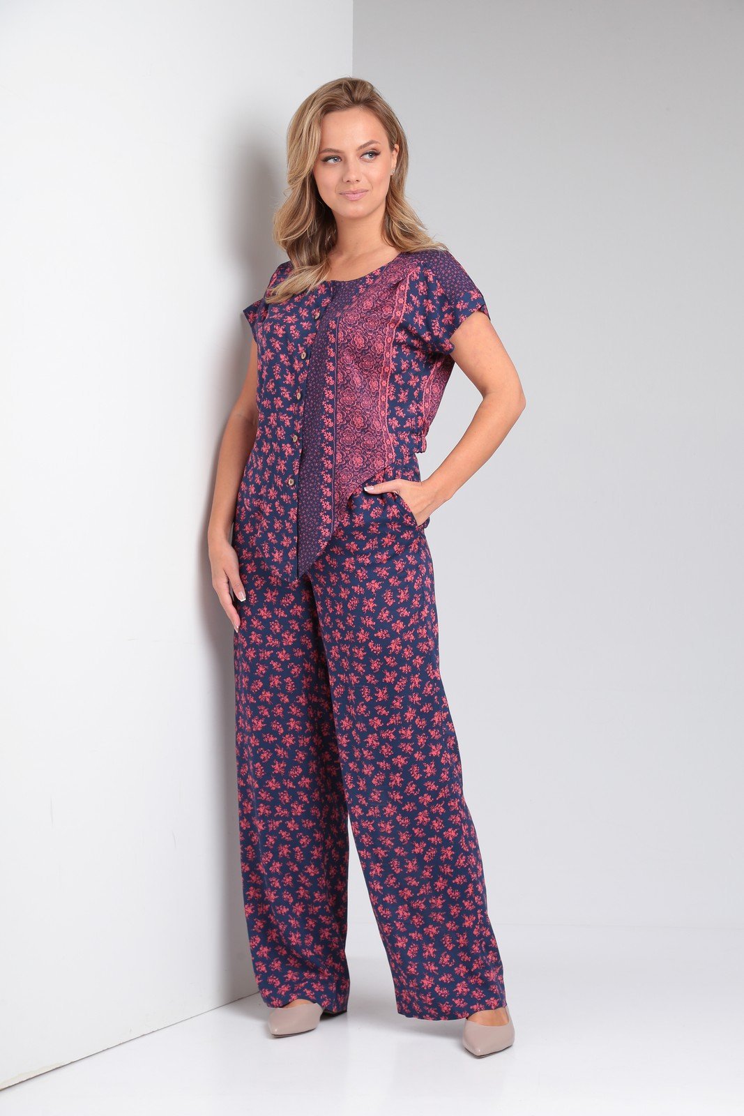 Костюм брючный 7692 коралл Tvin купить в интернет магазине Велесмода